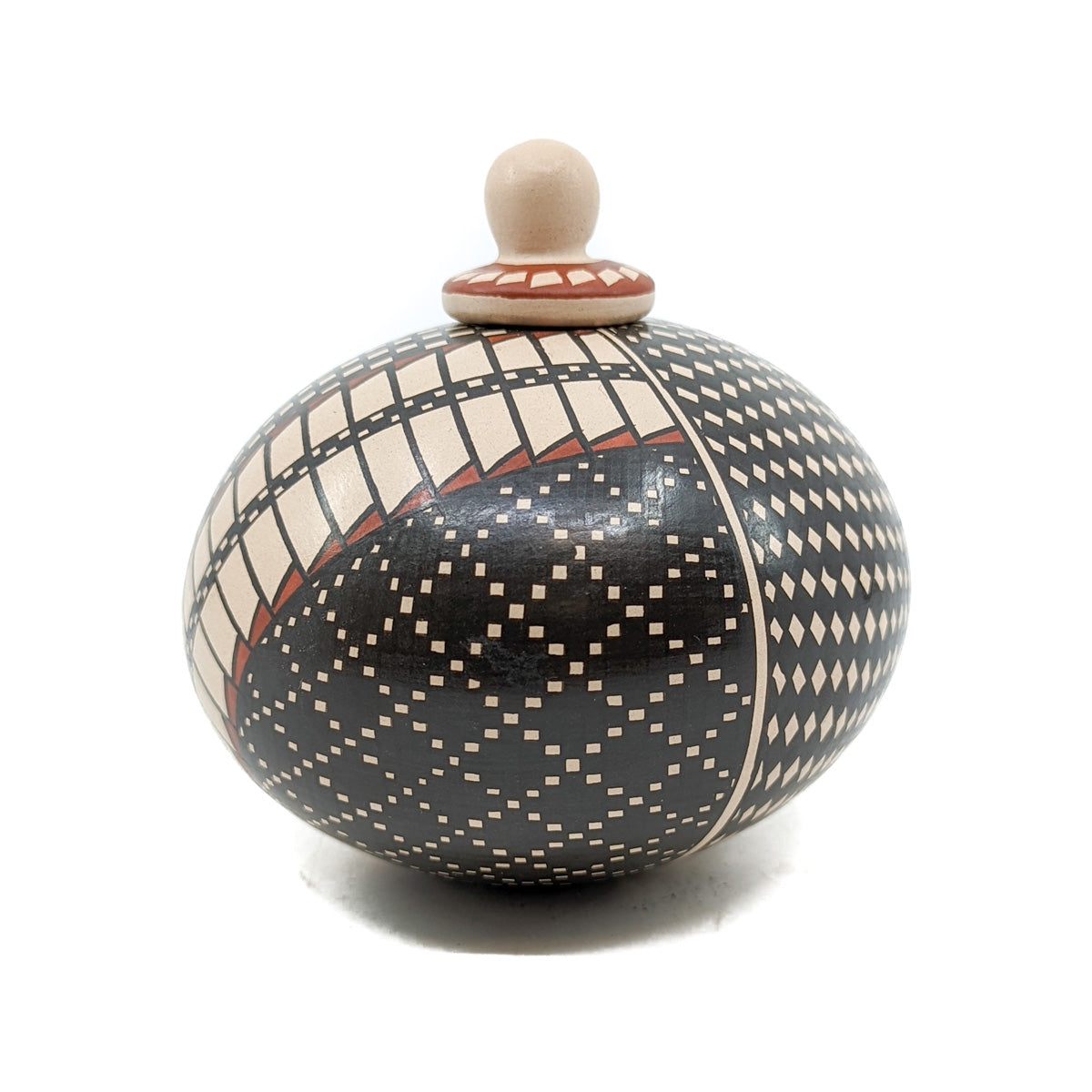 Handcrafted Mata Ortiz Pottery - Elegant Mexican Art from Chihuahua ...